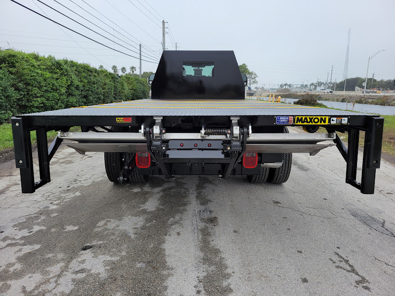 LIFTGATE PRODUCT | AMB TRUCKS