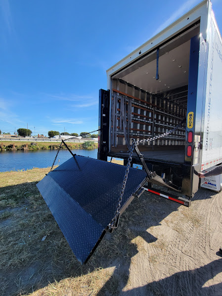 LIFTGATE PRODUCT | AMB TRUCKS